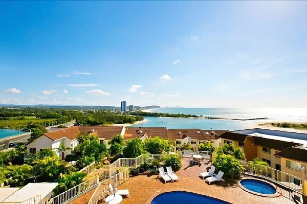 A ResortBrokers beachside business success story