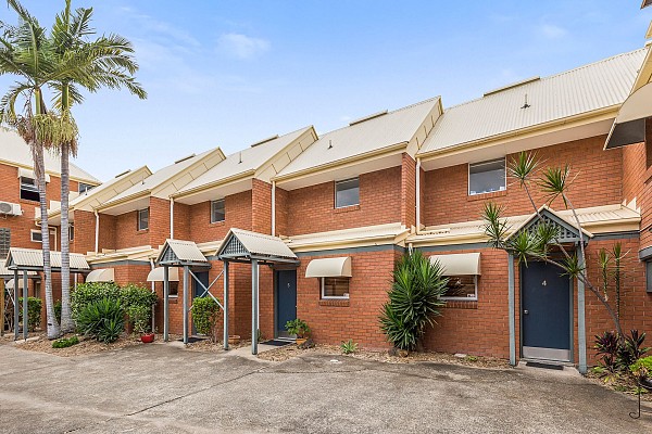 ResortBrokers achieves record per-key sale for inner-Brisbane motel